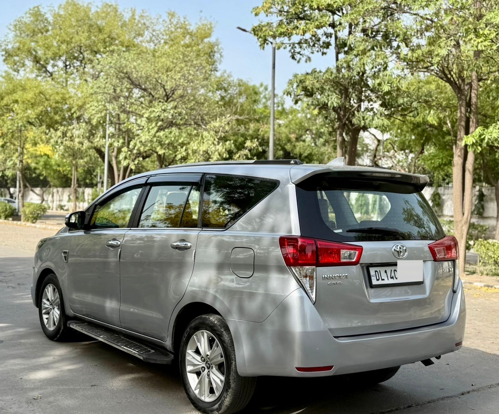 Buy Used Toyota Innova Crysta 2.8 ZX AT BSIV of 2019 model @ 16,15,000 ...