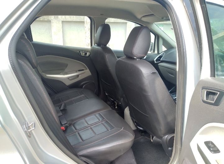 Buy Used Ford Ecosport 1.5 Ti VCT AT Titanium of 2015 model @ 4,40,000 ...