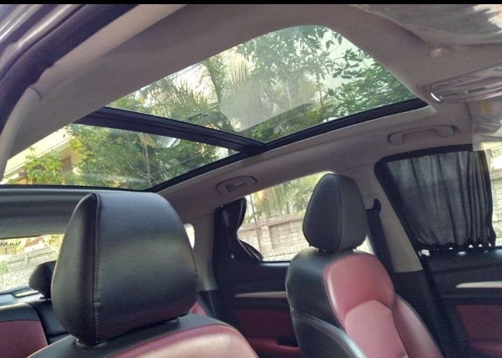 Buy Used MG Astor Savvy Sangria Turbo AT of 2024 model @ 12,95,000 INR ...