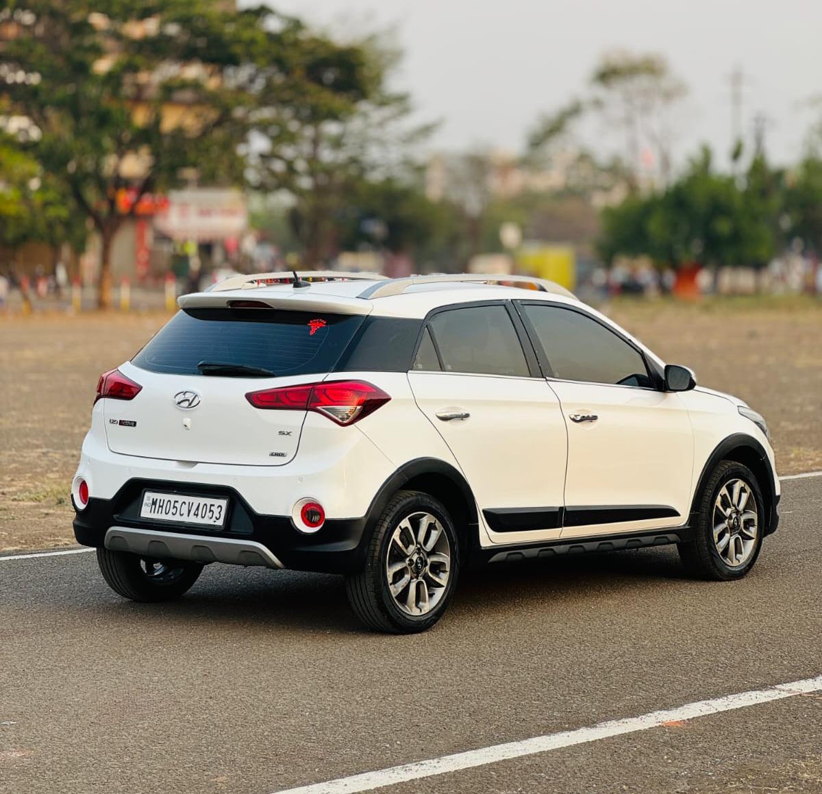 Buy Used Hyundai i20 Active 1.2 SX of 2016 model @ 6,21,000 INR in ...