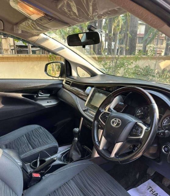 Buy Used Toyota Innova Crysta 2.4 GX MT BSIV of 2019 model @ 18,40,000 ...