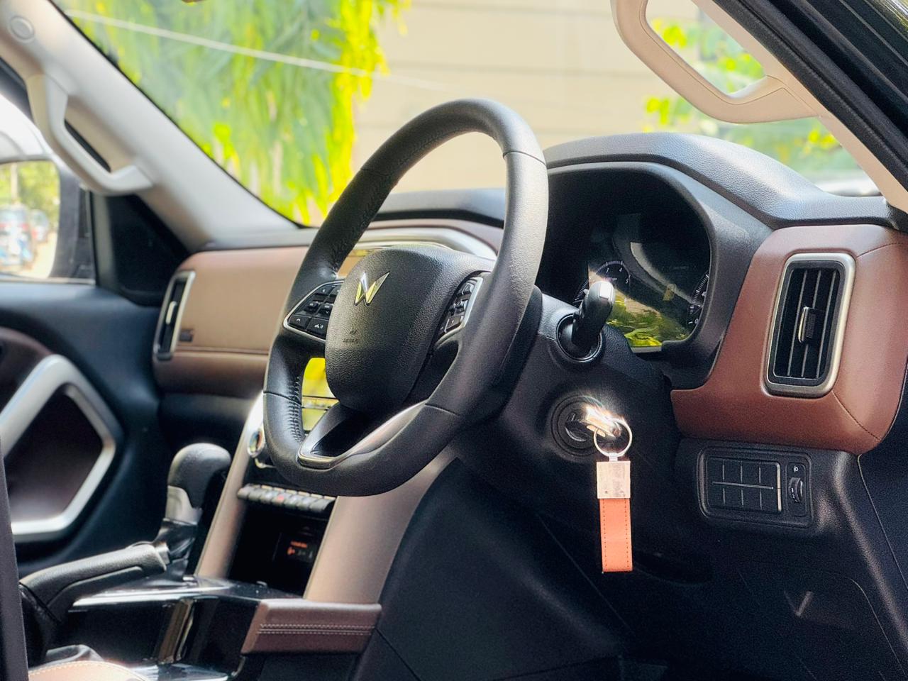 Buy Used Mahindra Scorpio N Z8 Select AT of 2025 model @ 19,50,000 INR ...