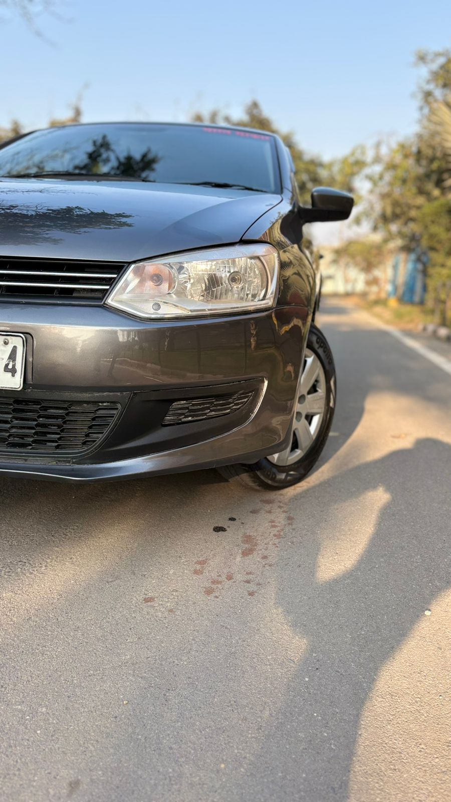 Buy Used Volkswagen Polo Petrol Comfortline 1.2L of 2012 model @ 2 ...