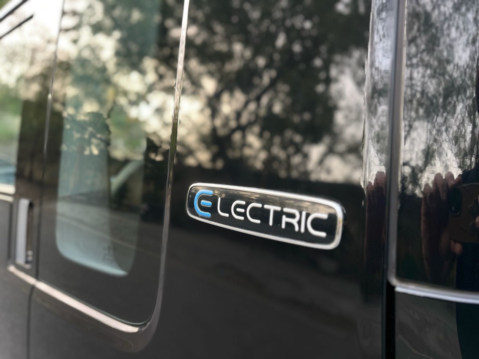 Buy Used MG Comet EV Play of 2024 model @ 6,50,000 INR in Delhi ...