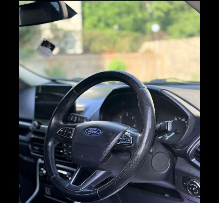 Buy Used Ford Ecosport 1.5 Diesel Titanium Plus BSIV of 2018 model @ 7 ...