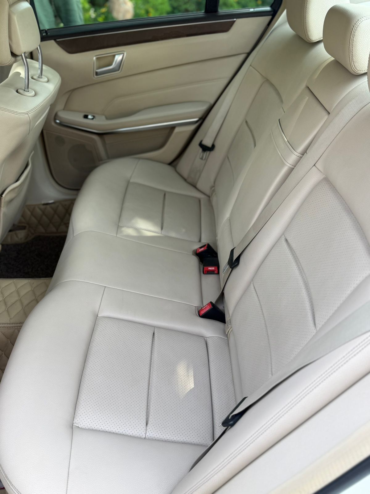 Buy Used Mercedes-Benz C-Class C 250 CDI Avantgarde of 2016 model @ 8 ...