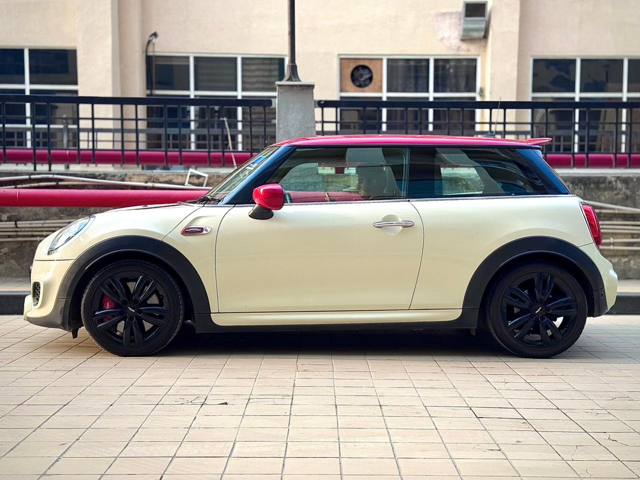 Buy Used Mini John cooper Works 3-Door Hatch of 2021 model @ 32,75,000 ...