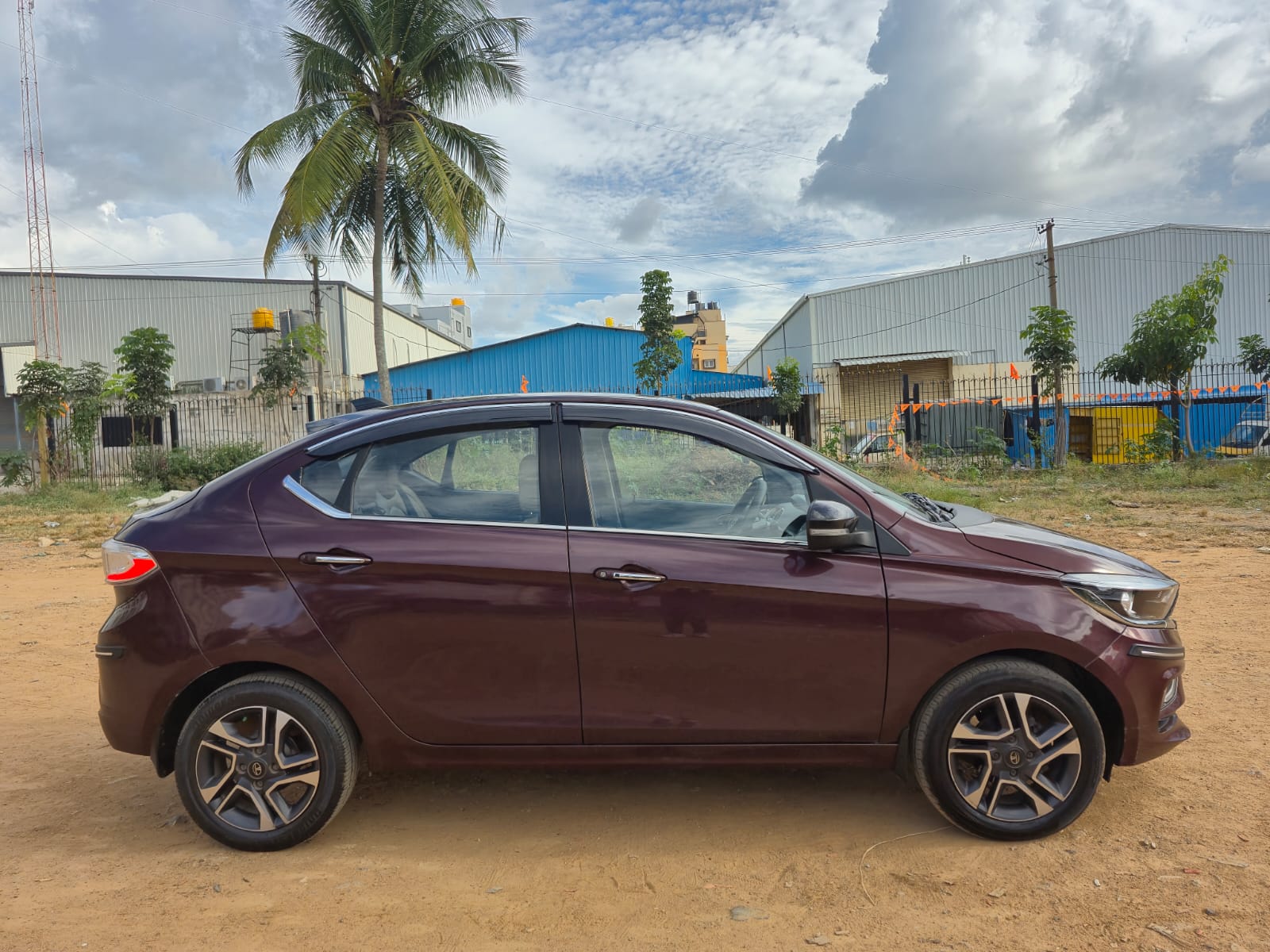 Buy Used Tata Tigor XZ BSVI of 2021 model @ 5,95,000 INR in Bangalore - 4944412 - ZigWheels.com