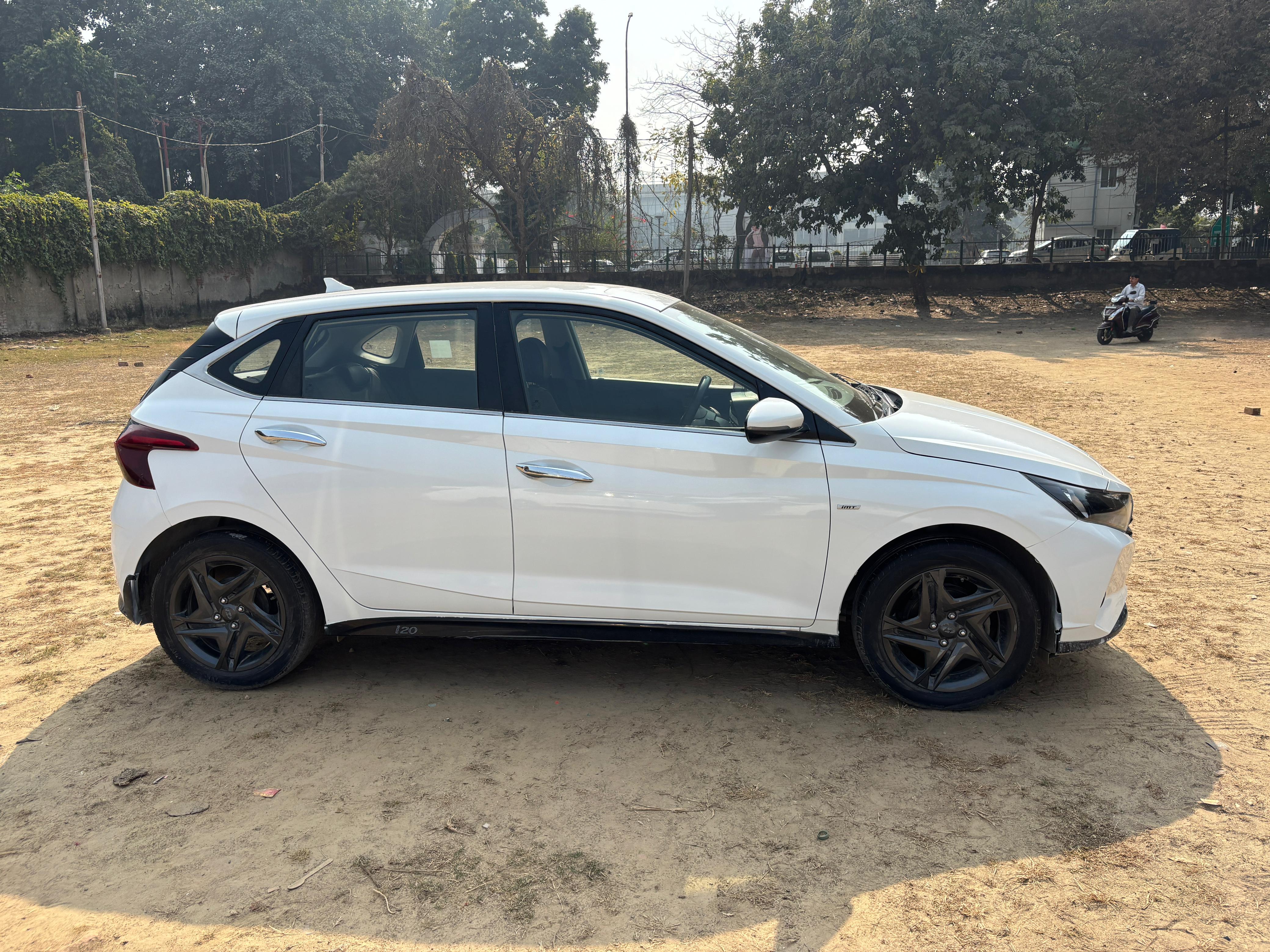 Buy Used Hyundai i20 Sportz Turbo iMT of 2021 model @ 5,40,000 INR in ...