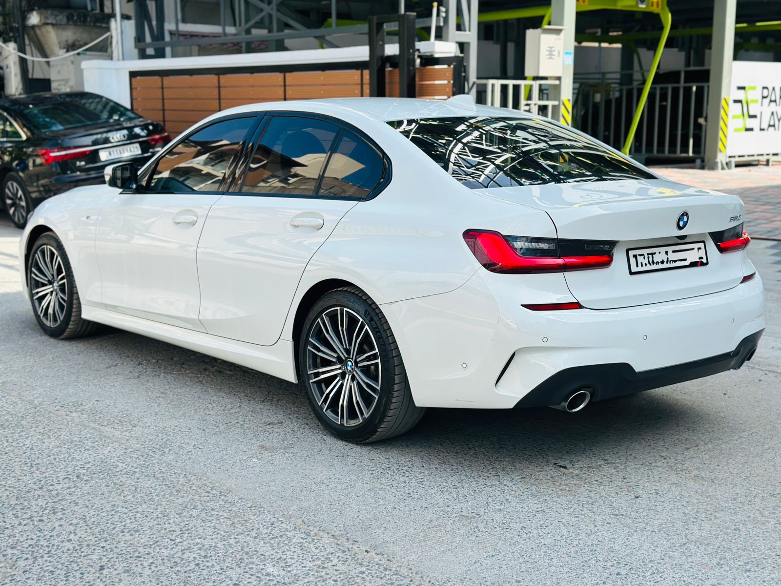 Buy Used BMW 3 Series 330i M Sport of 2019 model @ 34,50,000 INR in ...