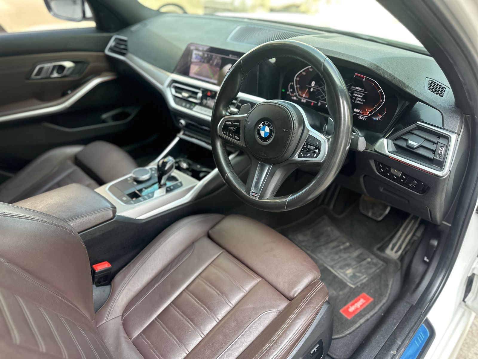 Buy Used BMW 3 Series 330i M Sport of 2019 model @ 34,50,000 INR in ...