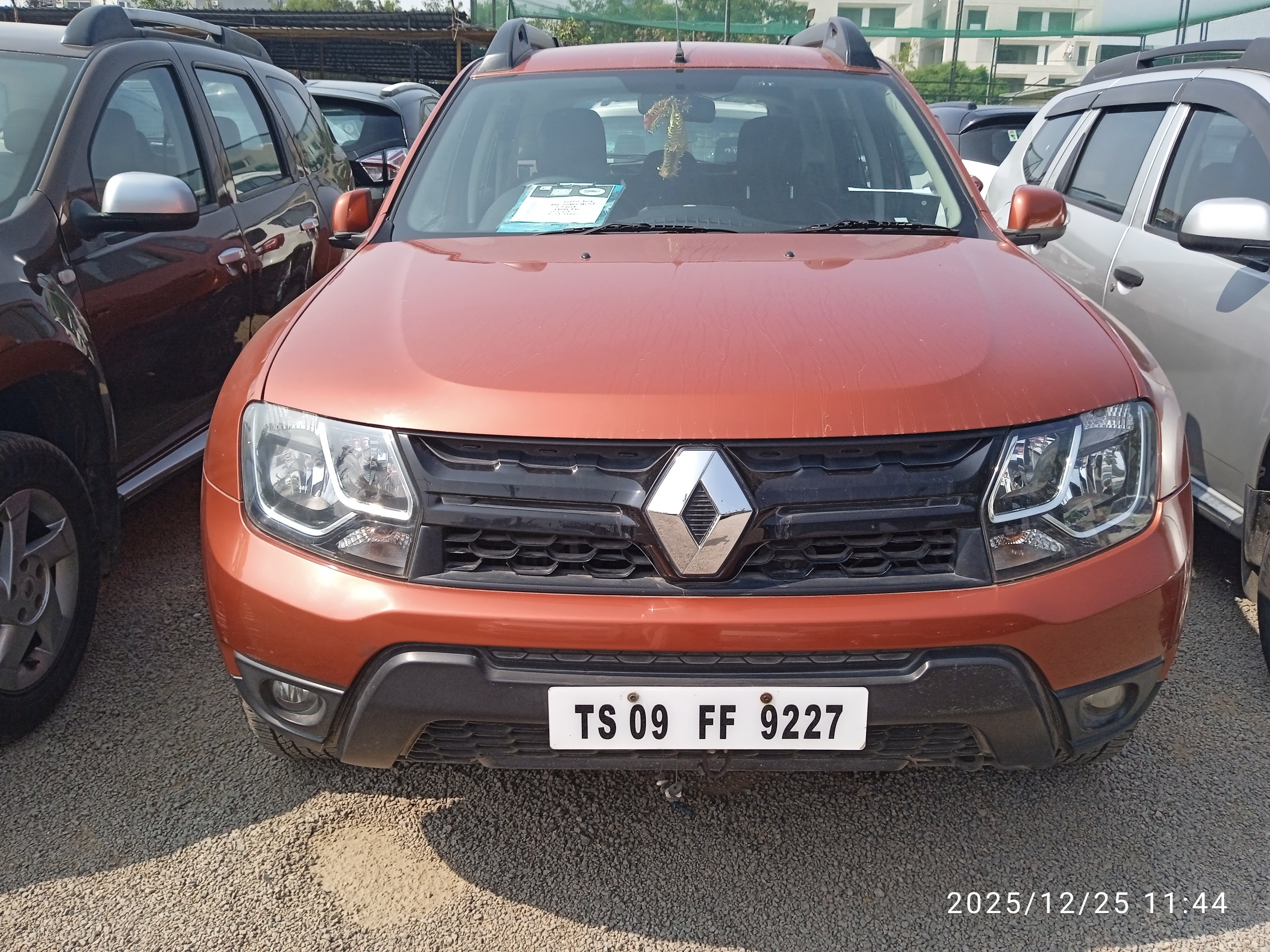 Buy Used Renault Duster 85PS Diesel RxS of 2019 model @ 7,50,000 INR in ...