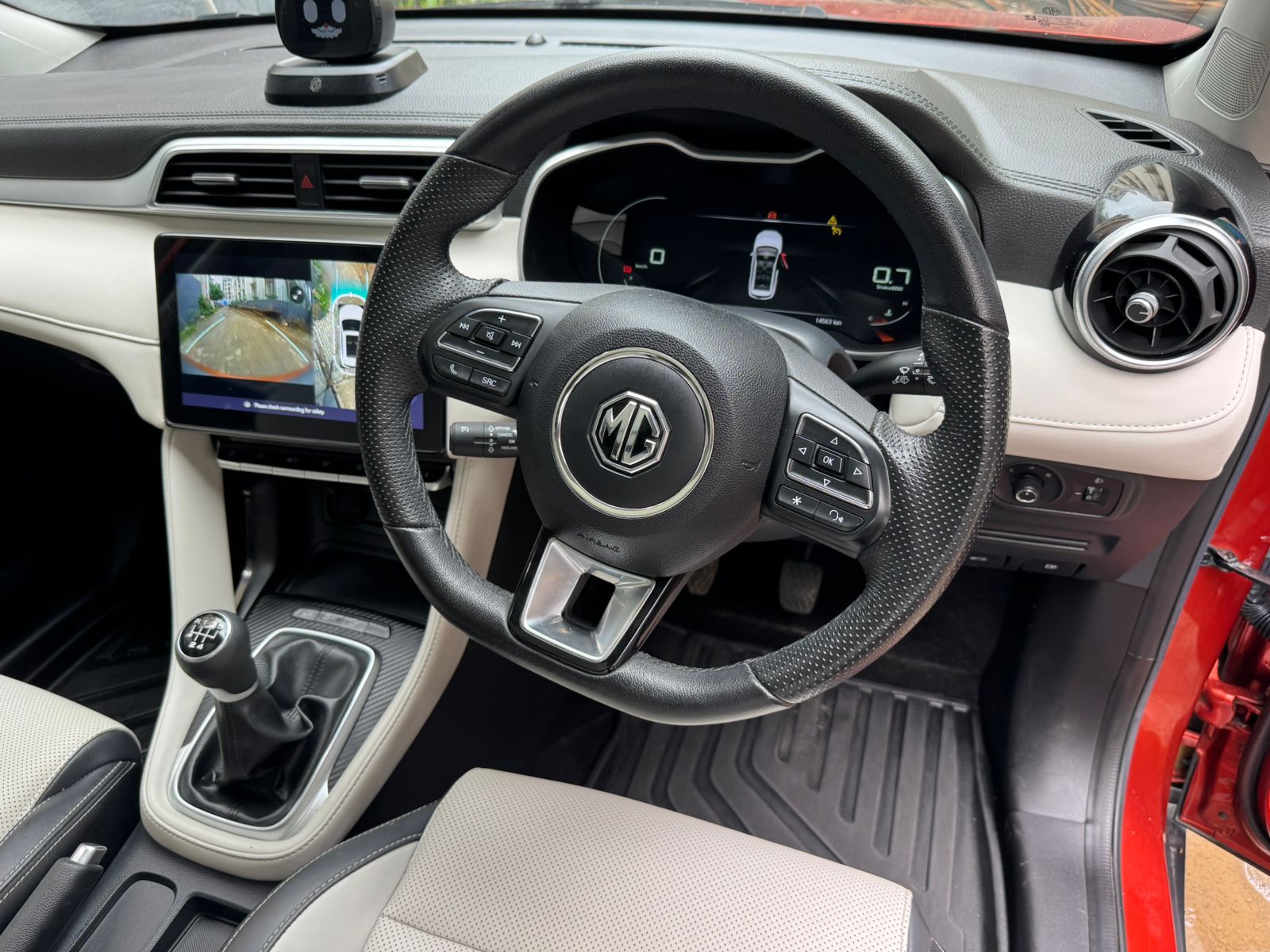Buy Used MG Astor Sharp BSVI of 2022 model @ 10,50,000 INR in Chennai ...