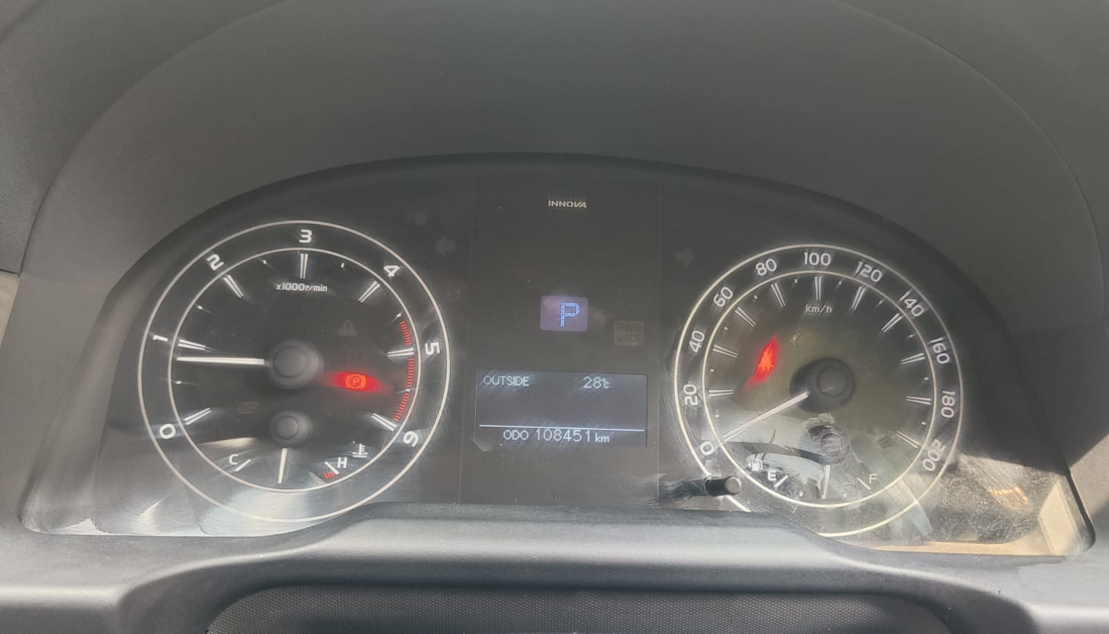 Buy Used Toyota Innova 2.5 G Diesel 7 Seater BS IV of 2016 model @ 16 ...