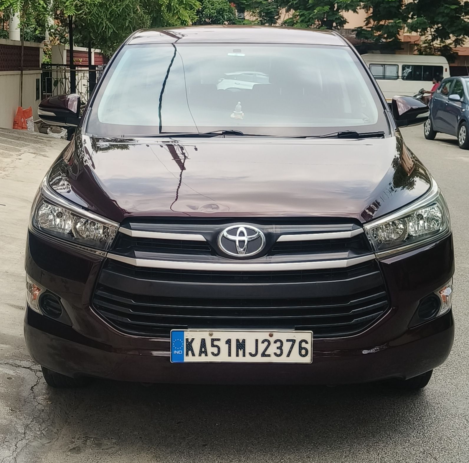 Buy Used Toyota Innova 2.5 G Diesel 7 Seater BS IV of 2016 model @ 16 ...