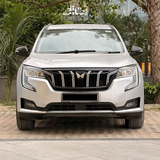 Used 2022 Mahindra XUV700 2198 cc Diesel Automatic Car in Noida at ₹14. ...
