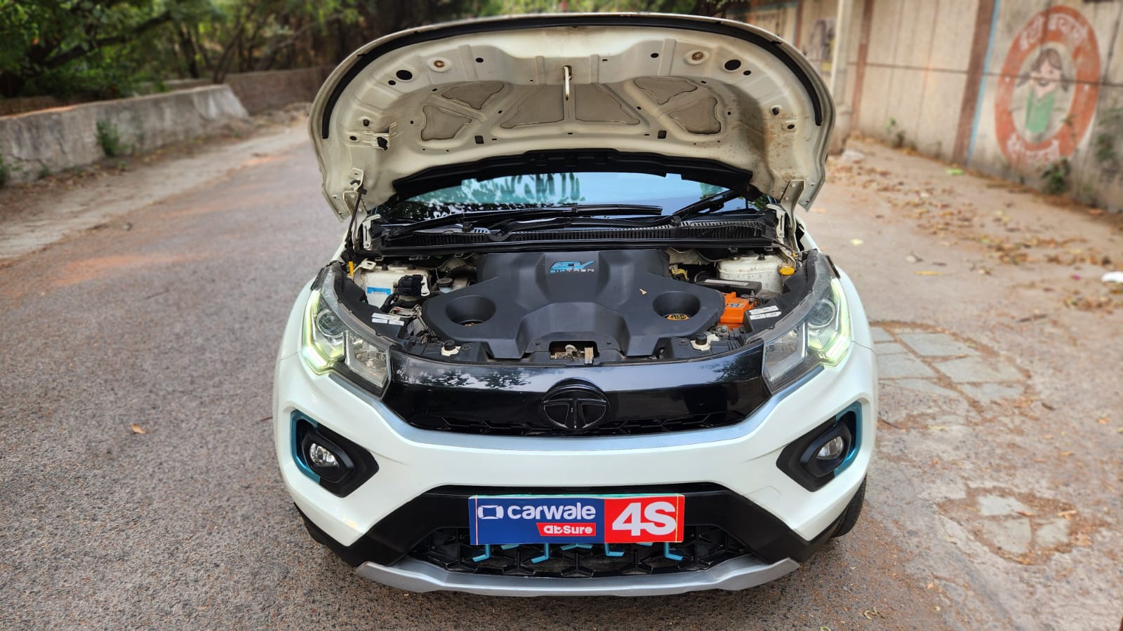 Buy Used Tata Nexon EV XZ Plus of 2021 model @ 7,75,000 INR in Delhi ...