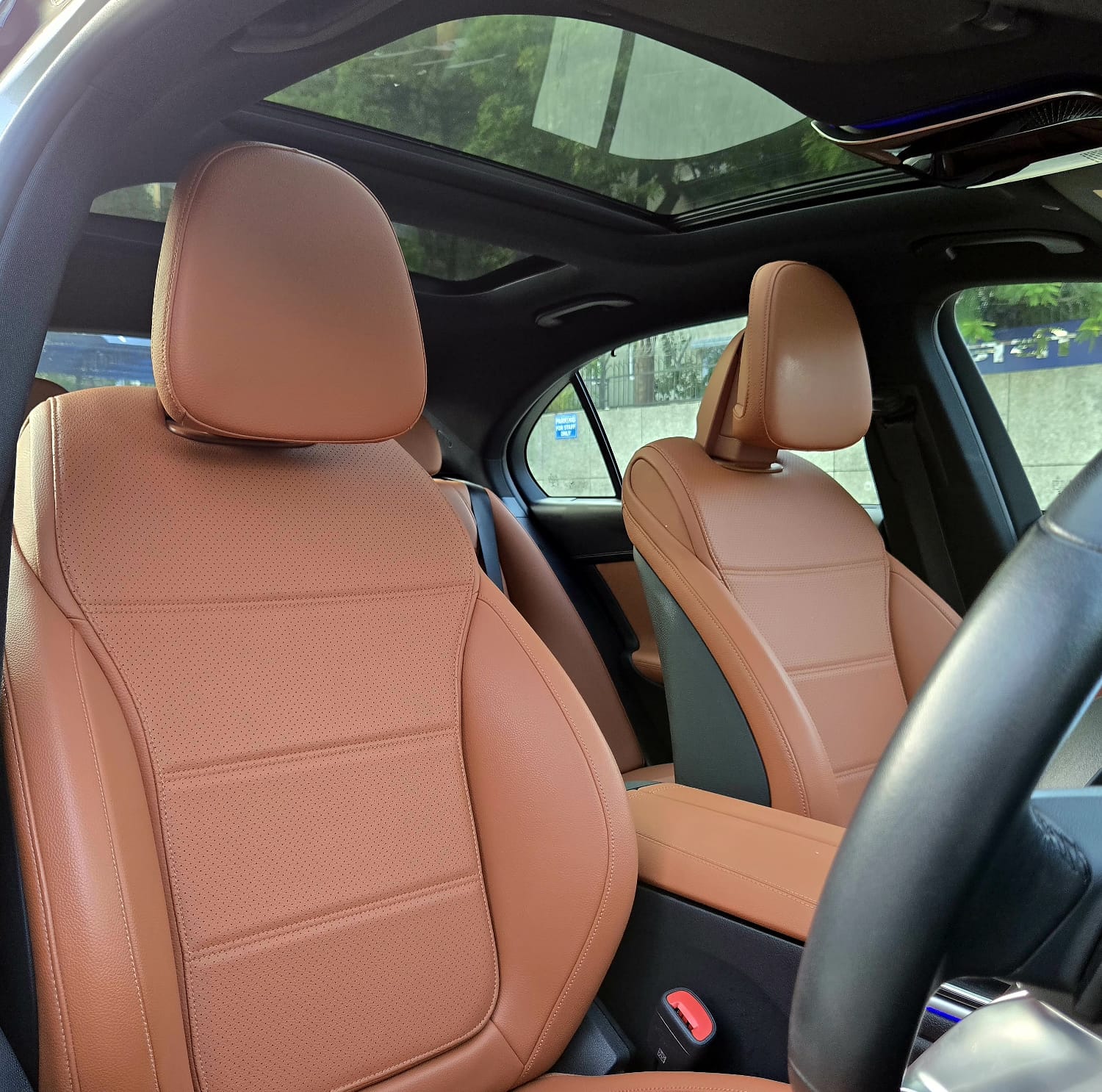 Buy Used Mercedes-Benz C-Class C 200 of 2023 model @ 45,00,000 INR in Delhi - 4946329 ...