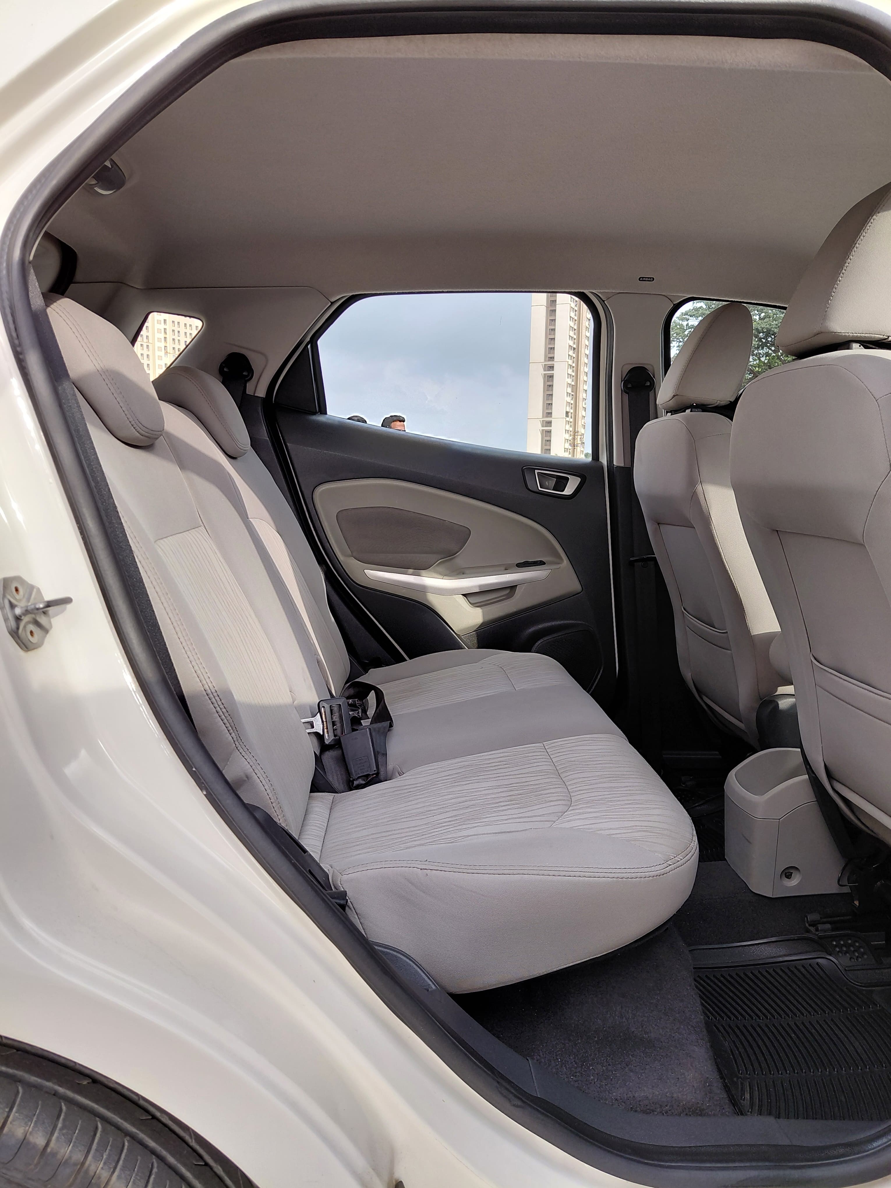 Buy Used Ford Ecosport 1.5 Ti VCT AT Titanium of 2014 model @ 3,75,000 ...
