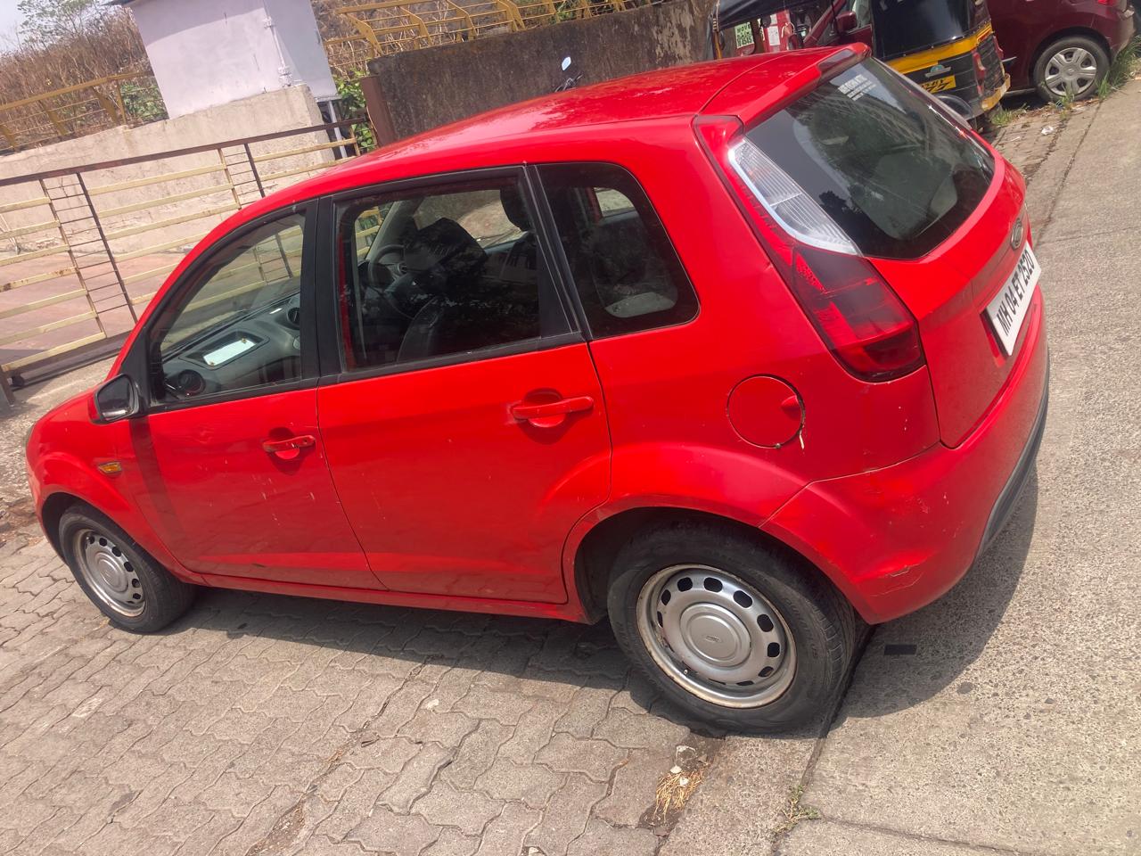 Buy Used Ford Figo Petrol LXI of 2011 model @ 1,10,000 INR in Mumbai ...