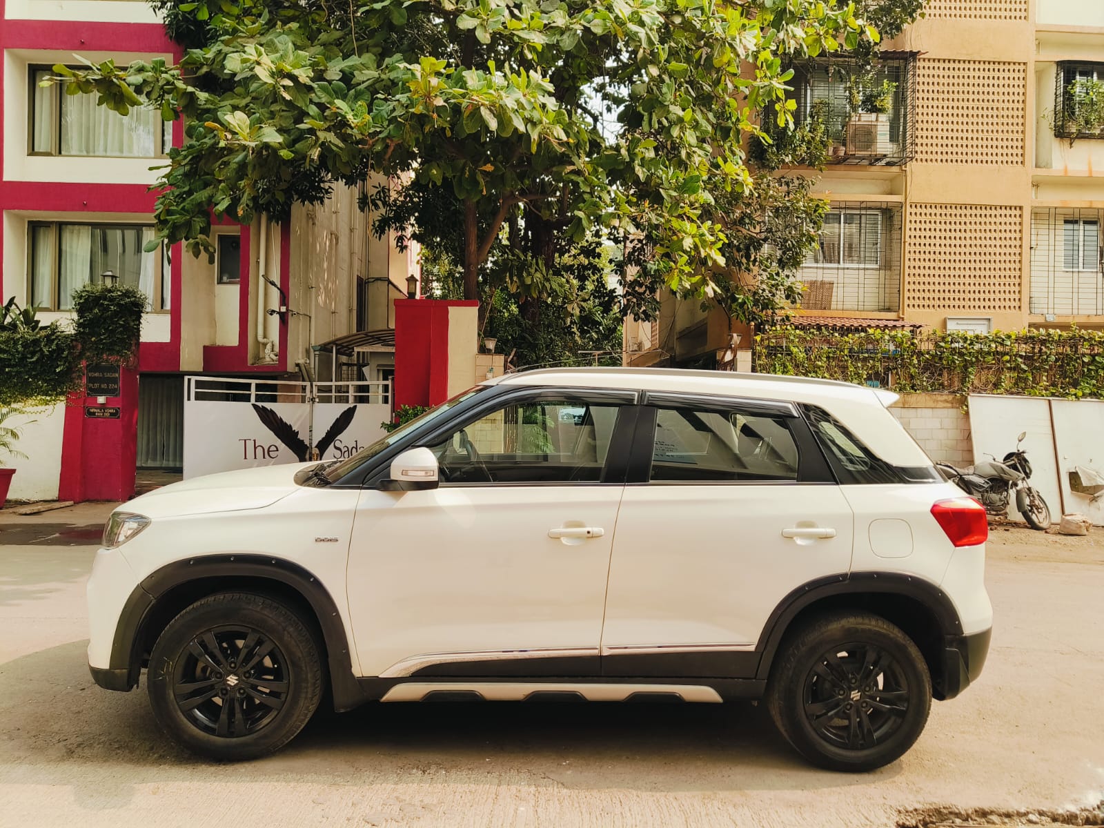 Buy Used Maruti Vitara Brezza ZDi Plus AMT of 2018 model @ 7,99,000 INR ...