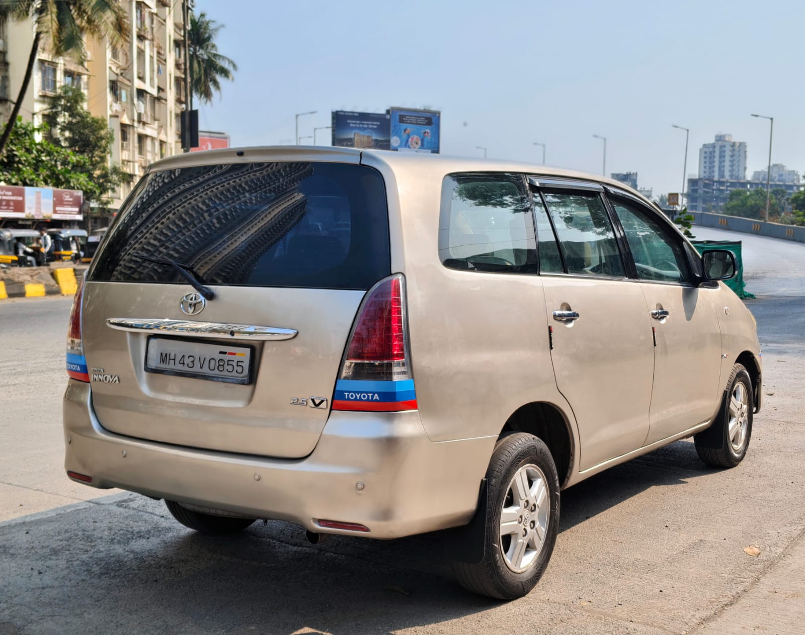 Buy Used Toyota Innova 2.5 V Diesel 8-seater of 2007 model @ 3,10,000 INR in Mumbai - 5065830 ...