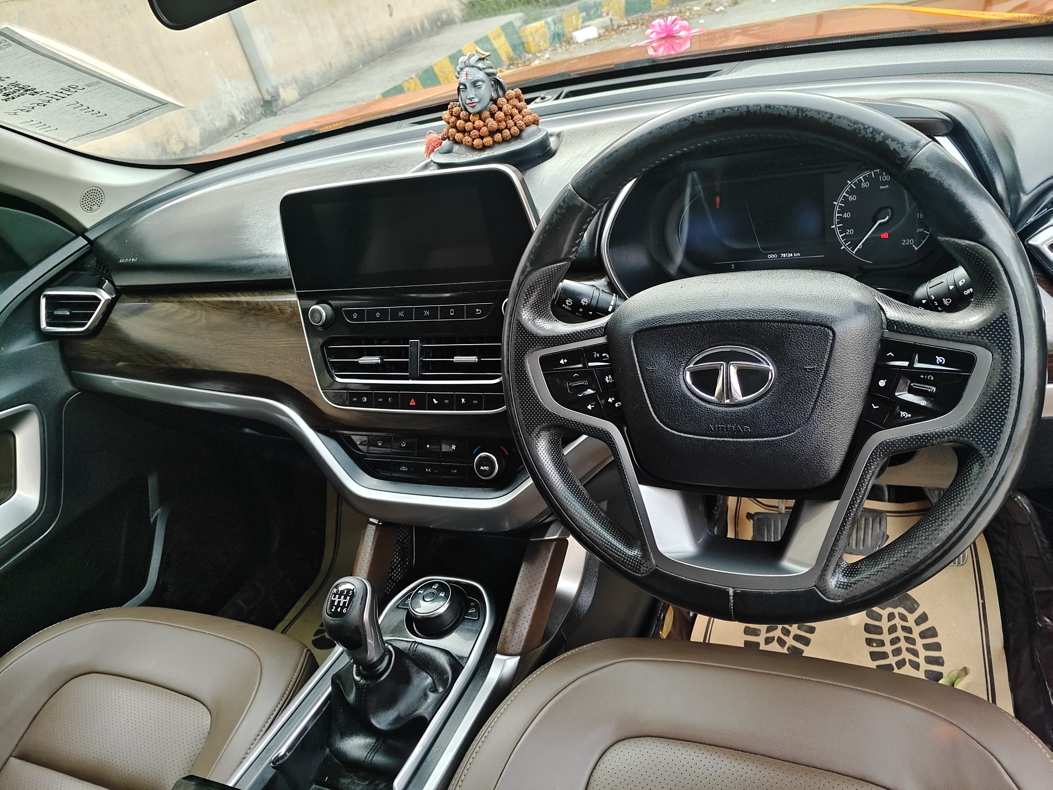 Buy Used Tata Harrier XZ BSIV of 2019 model @ 7,85,000 INR in Noida ...