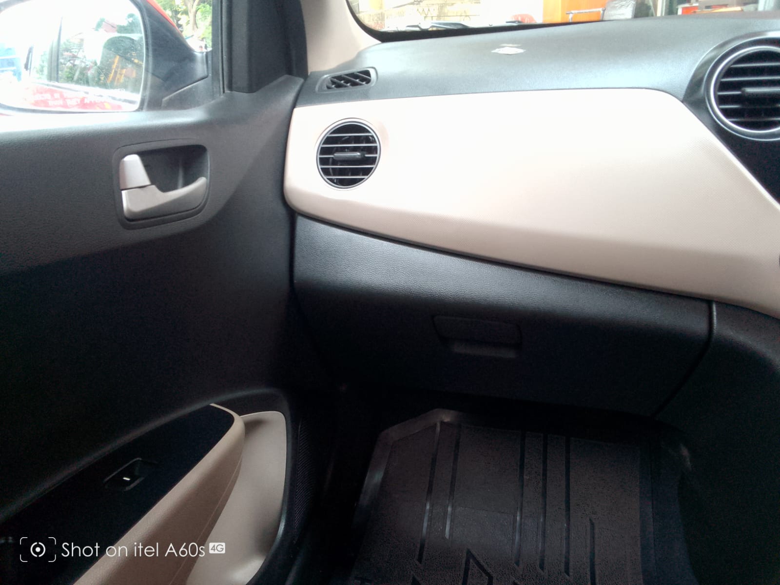 Buy Used Hyundai Xcent 1.2 Kappa SX of 2015 model @ 2,65,000 INR in ...