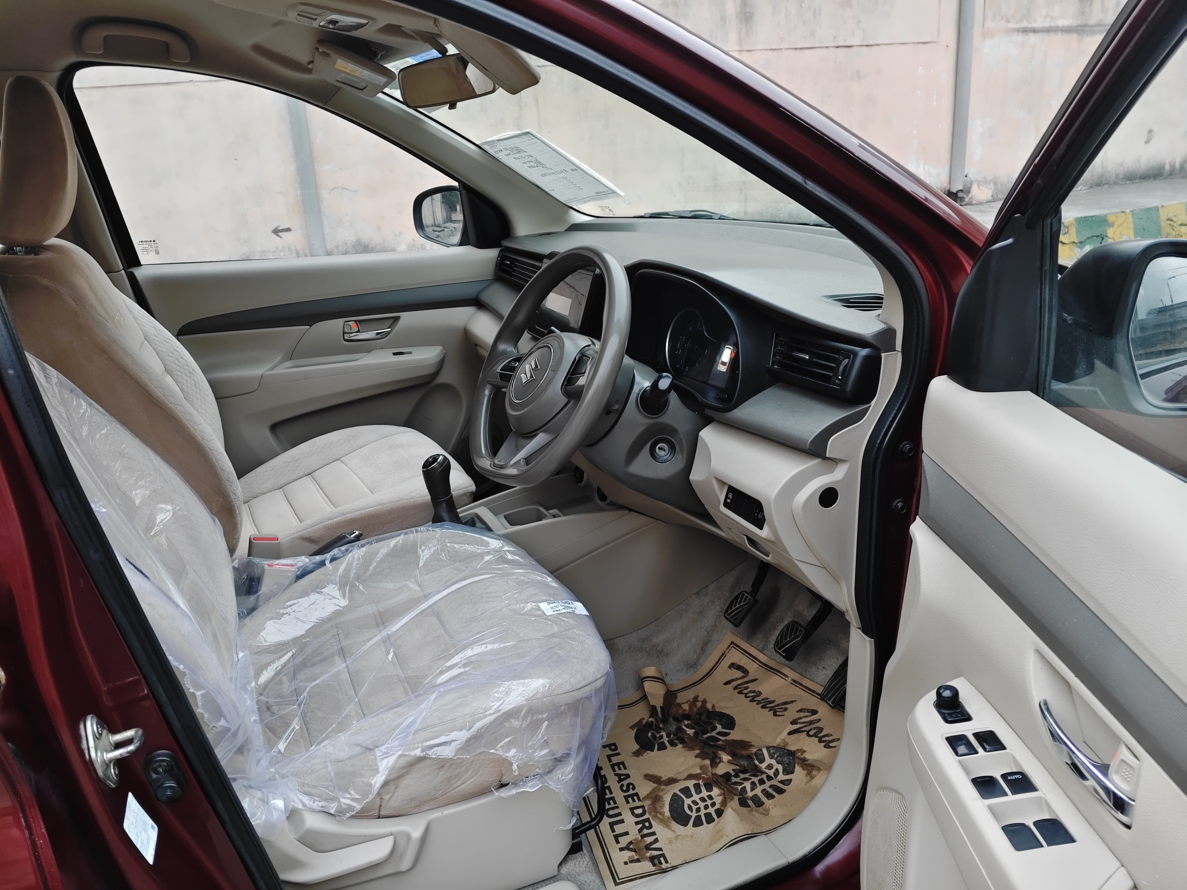 Buy Used Maruti Ertiga BSIV VXI of 2018 model @ 6,40,000 INR in Noida ...