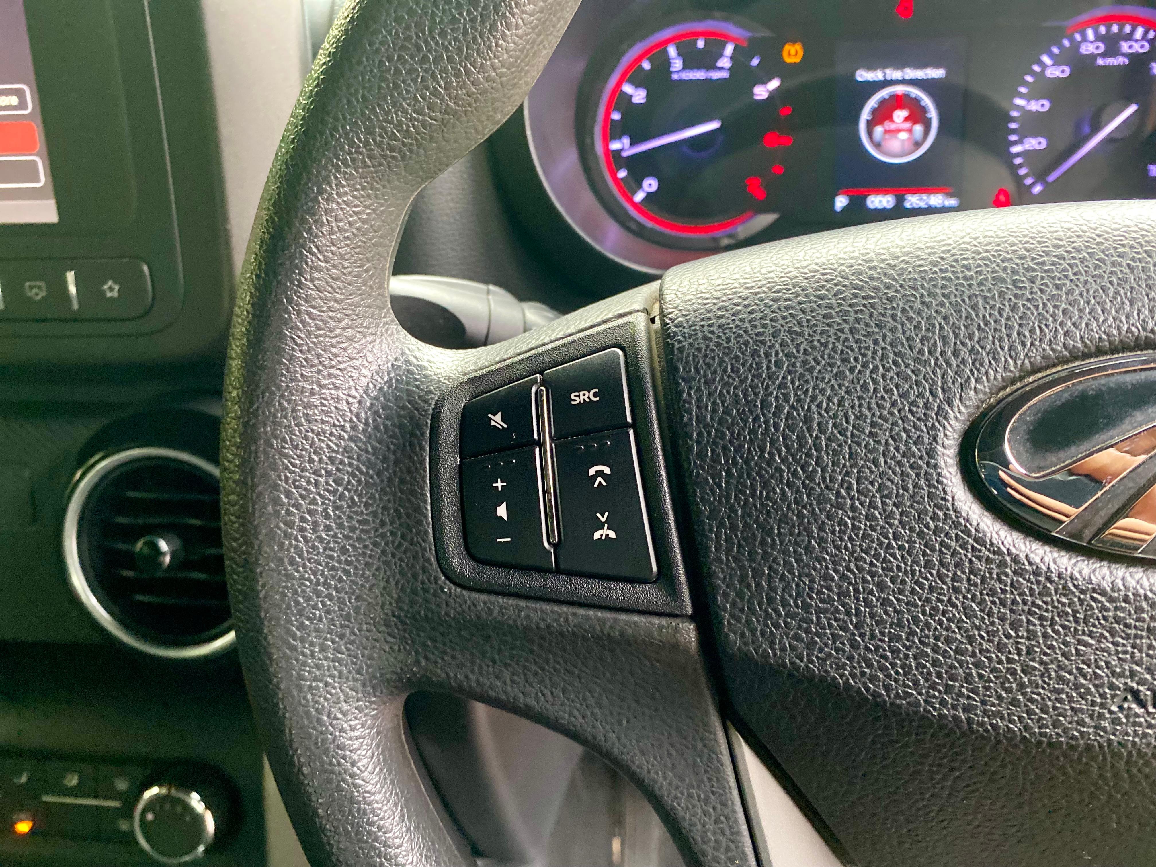 Buy Used Mahindra Thar LX 4WD Hard Top AT BSVI of 2022 model @ 13,00,000 INR in Delhi - 4955769 ...