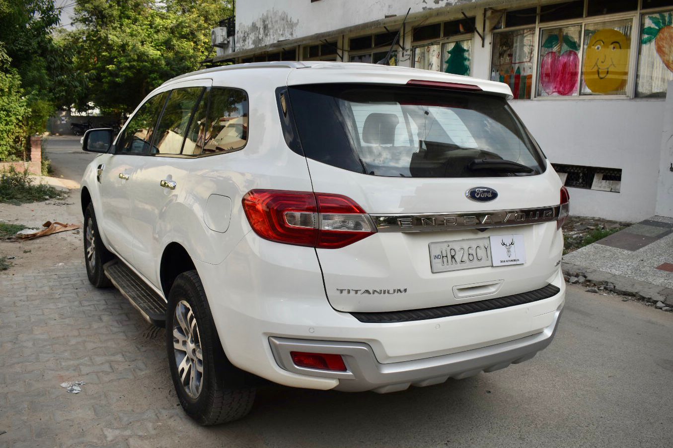 Buy Used Ford Endeavour 3.2 Titanium AT 4X4 of 2016 model @ 15,75,000 INR in Gurgaon - 5078282 ...