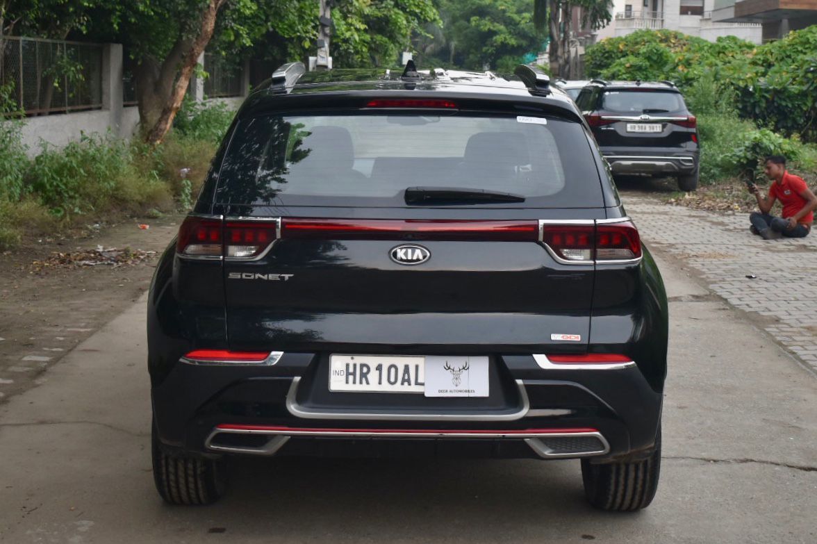 Buy Used Kia Sonet GTX Plus Turbo DCT DT of 2020 model @ 7,95,000 INR ...