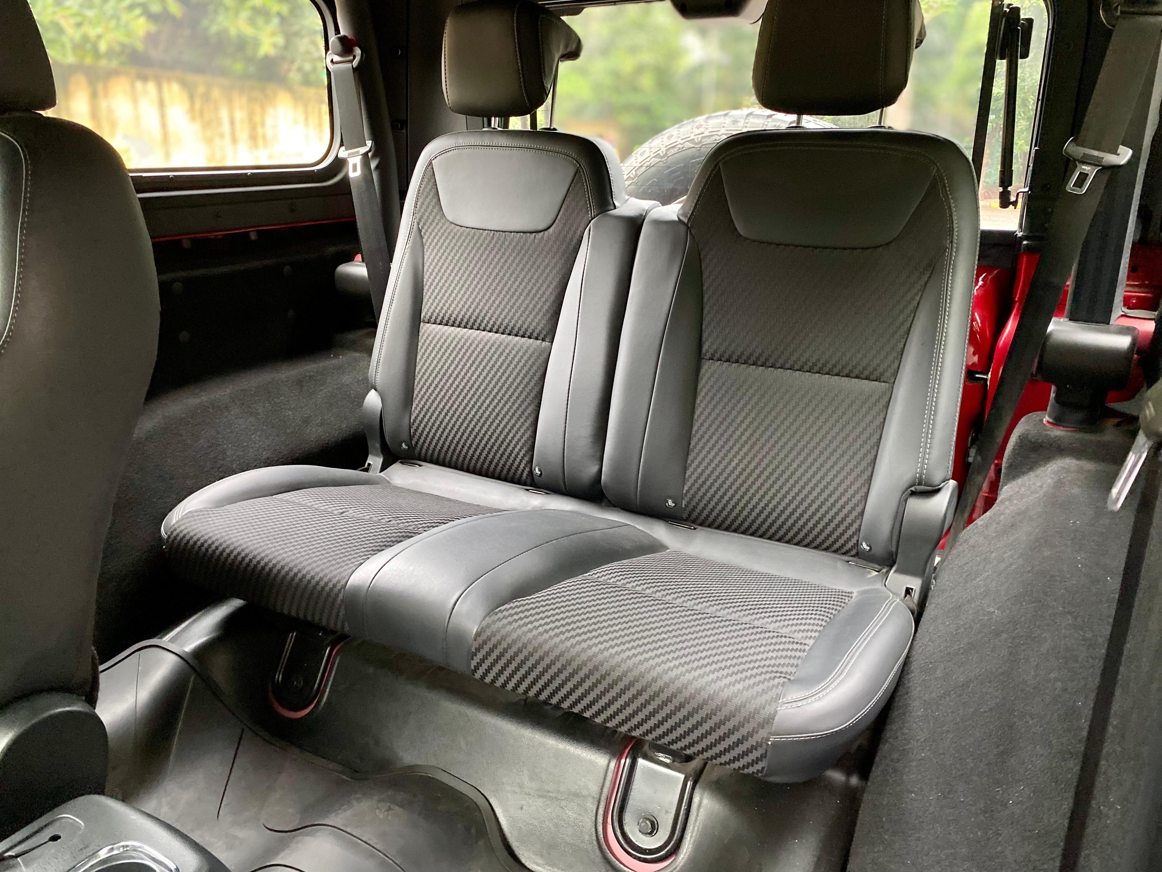 Buy Used Mahindra Thar LX 4WD Hard Top AT BSVI of 2022 model @ 13,00,000 INR in Delhi - 4955769 ...