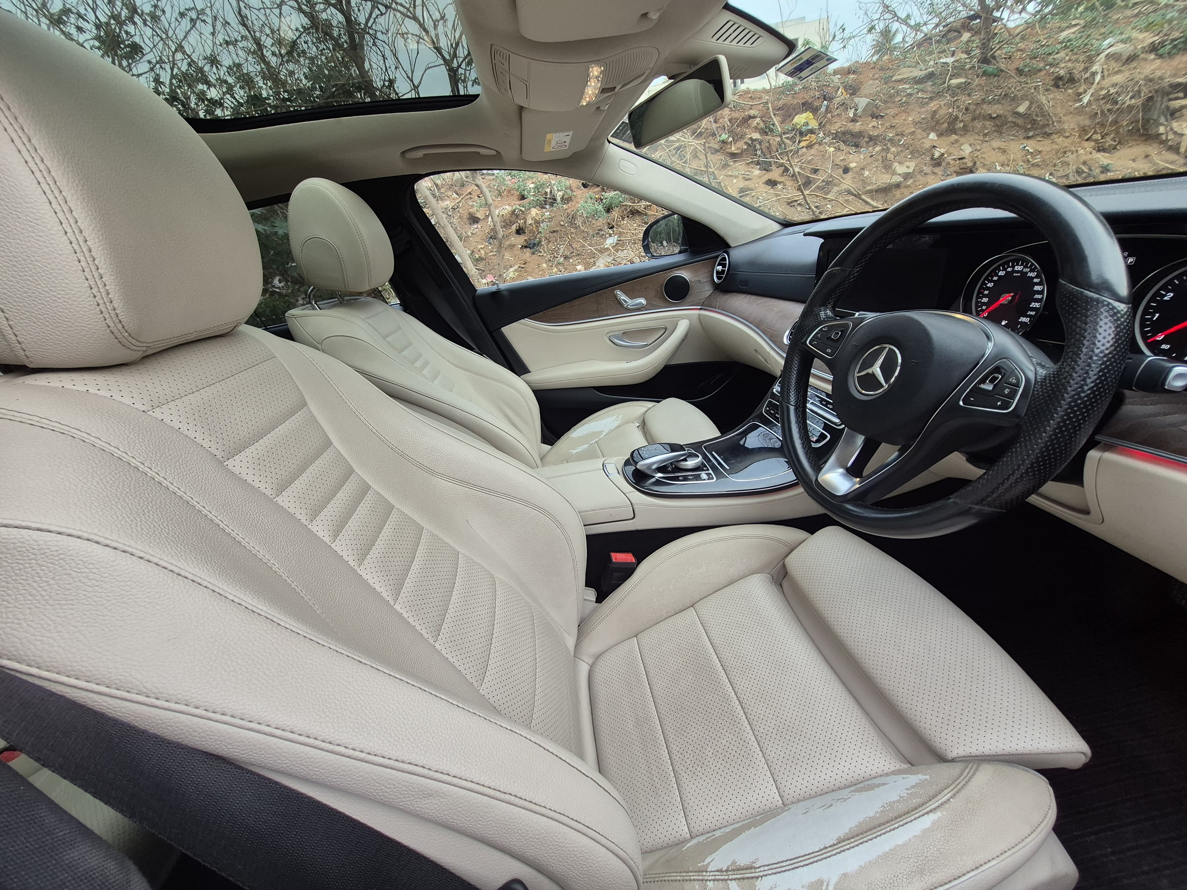 Buy Used Mercedes-Benz CLA 200 CGI Sport of 2017 model @ 50,00,000 INR ...
