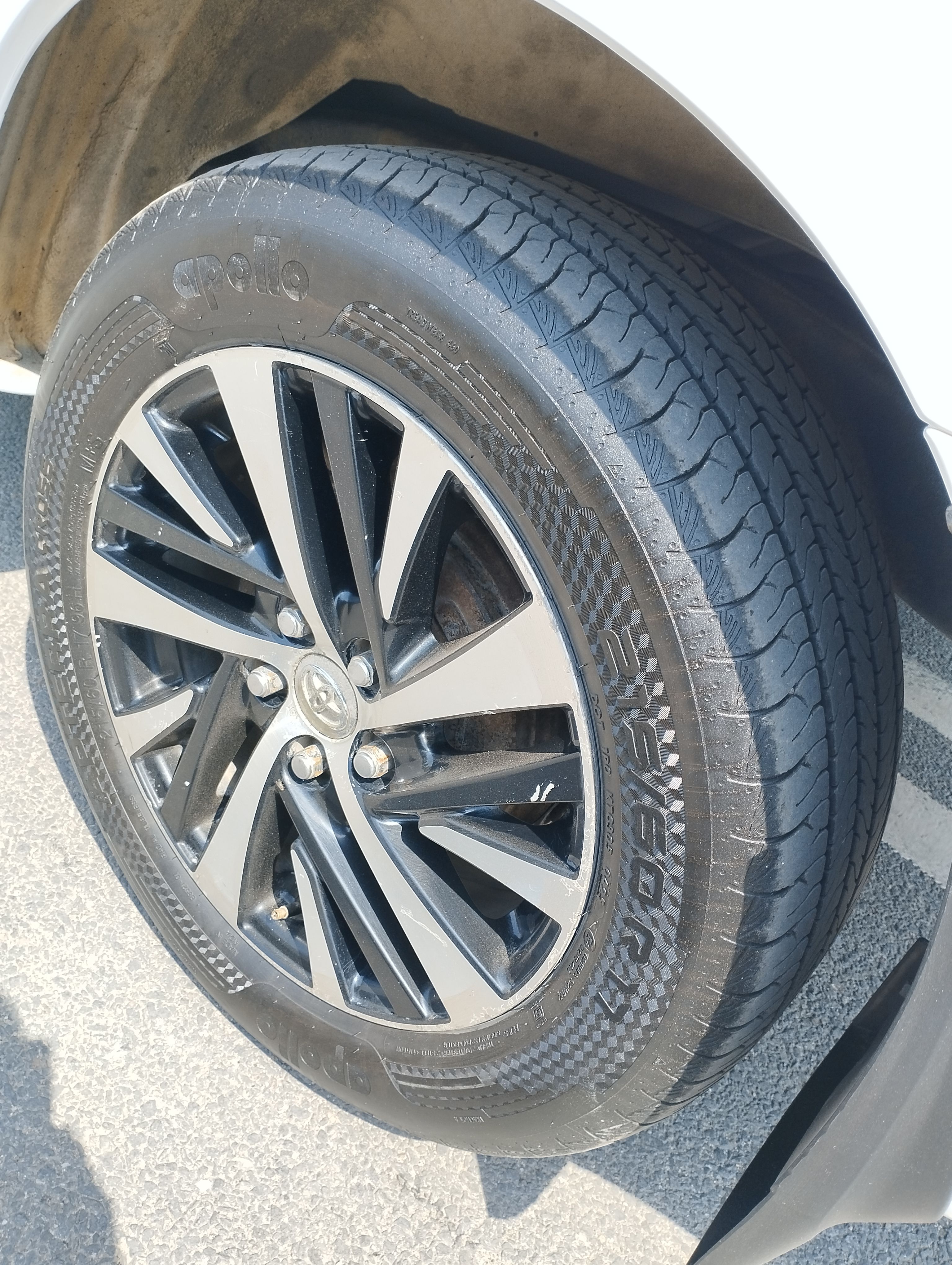 Buy Used Toyota Innova Crysta 2.4 ZX 7 STR AT of 2021 model @ 20,50,000 ...
