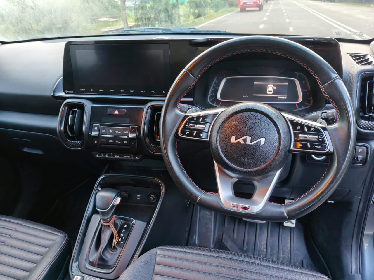 Buy Used Kia Sonet GTX Plus Turbo iMT BSVI of 2022 model @ 10,95,000 INR in Noida - 4912786 ...