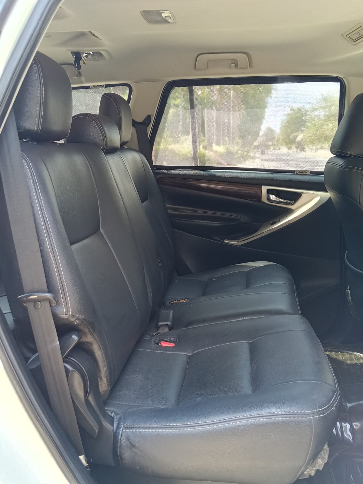 Buy Used Toyota Innova 2.5 G Diesel 7 Seater BS IV of 2016 model @ 13 ...
