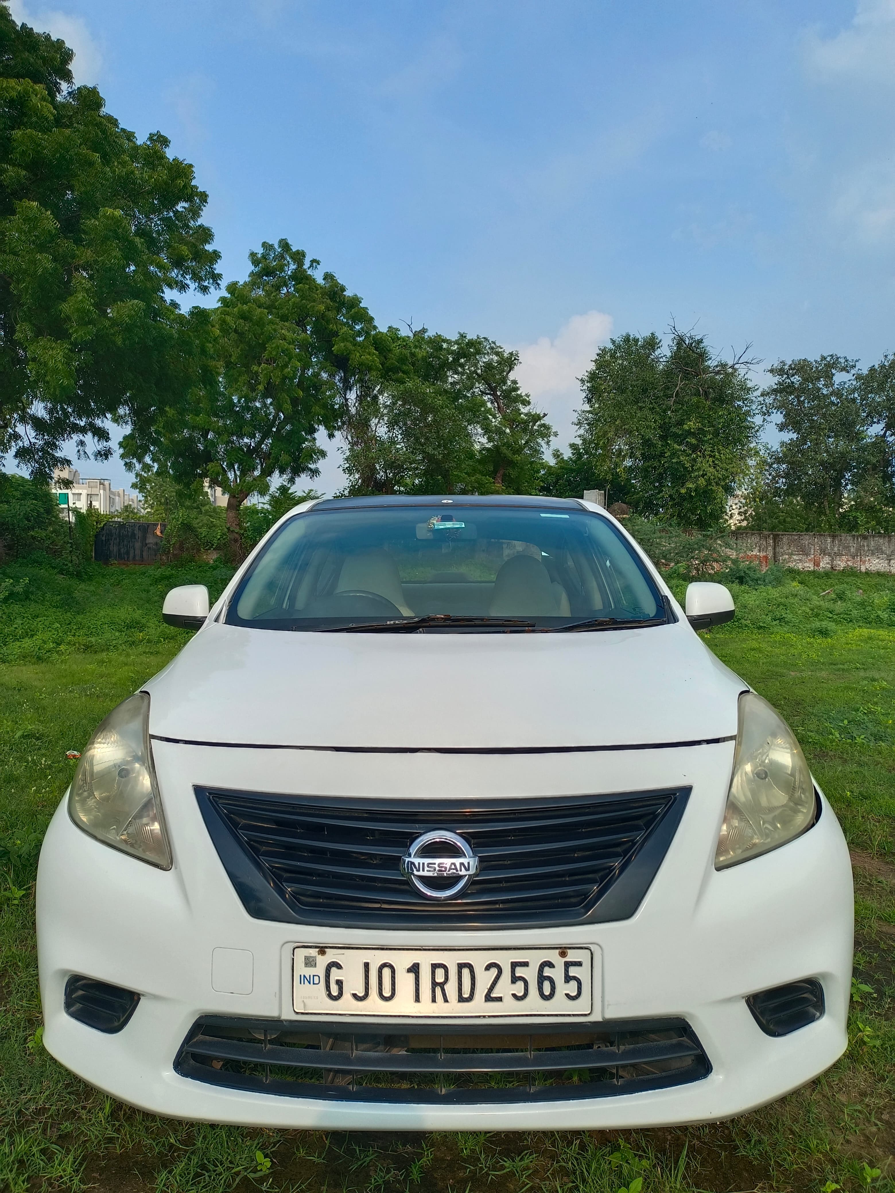 Used Nissan Sunny XE Car in Ahmedabad, 2013 Model - Find Best Deals ...