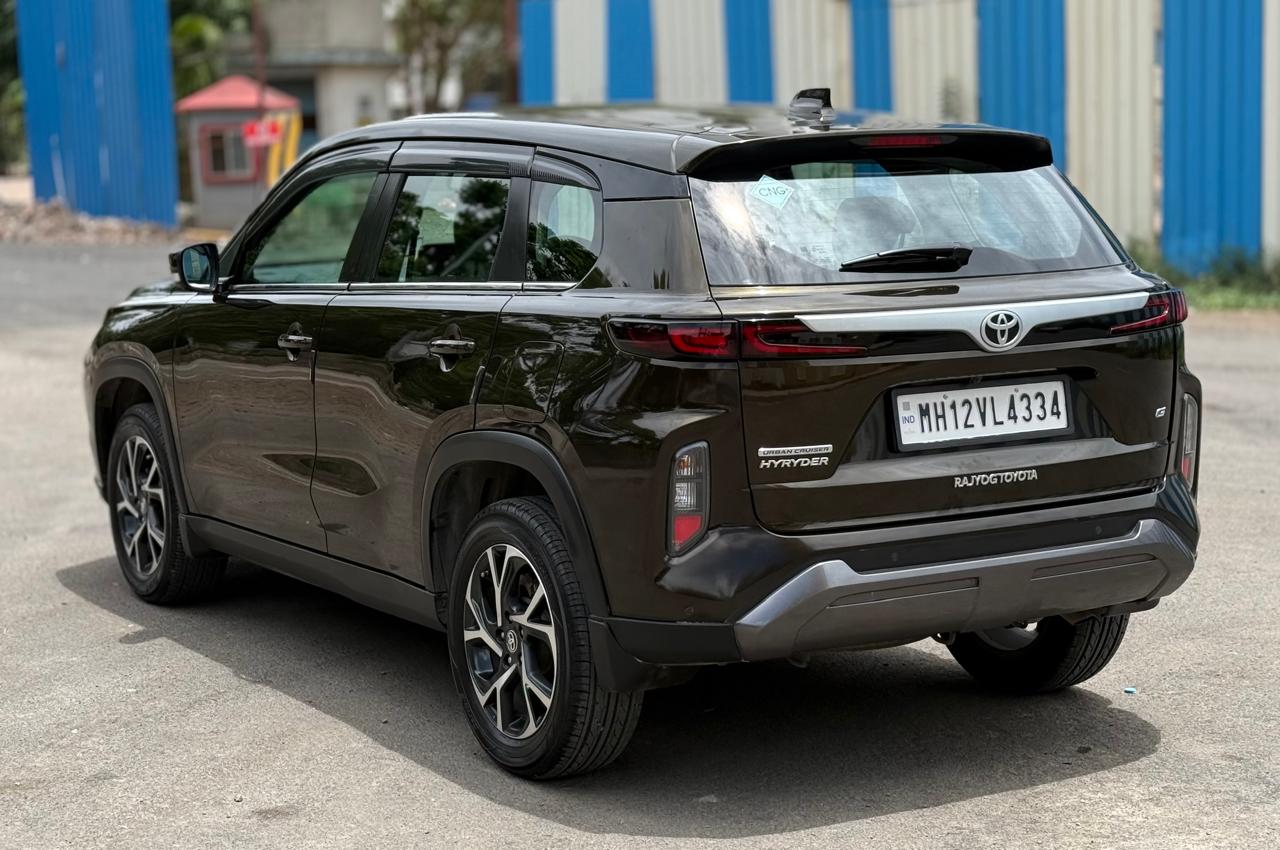 Buy Used Toyota Hyryder G CNG BSVI of 2023 model @ 12,85,000 INR in ...