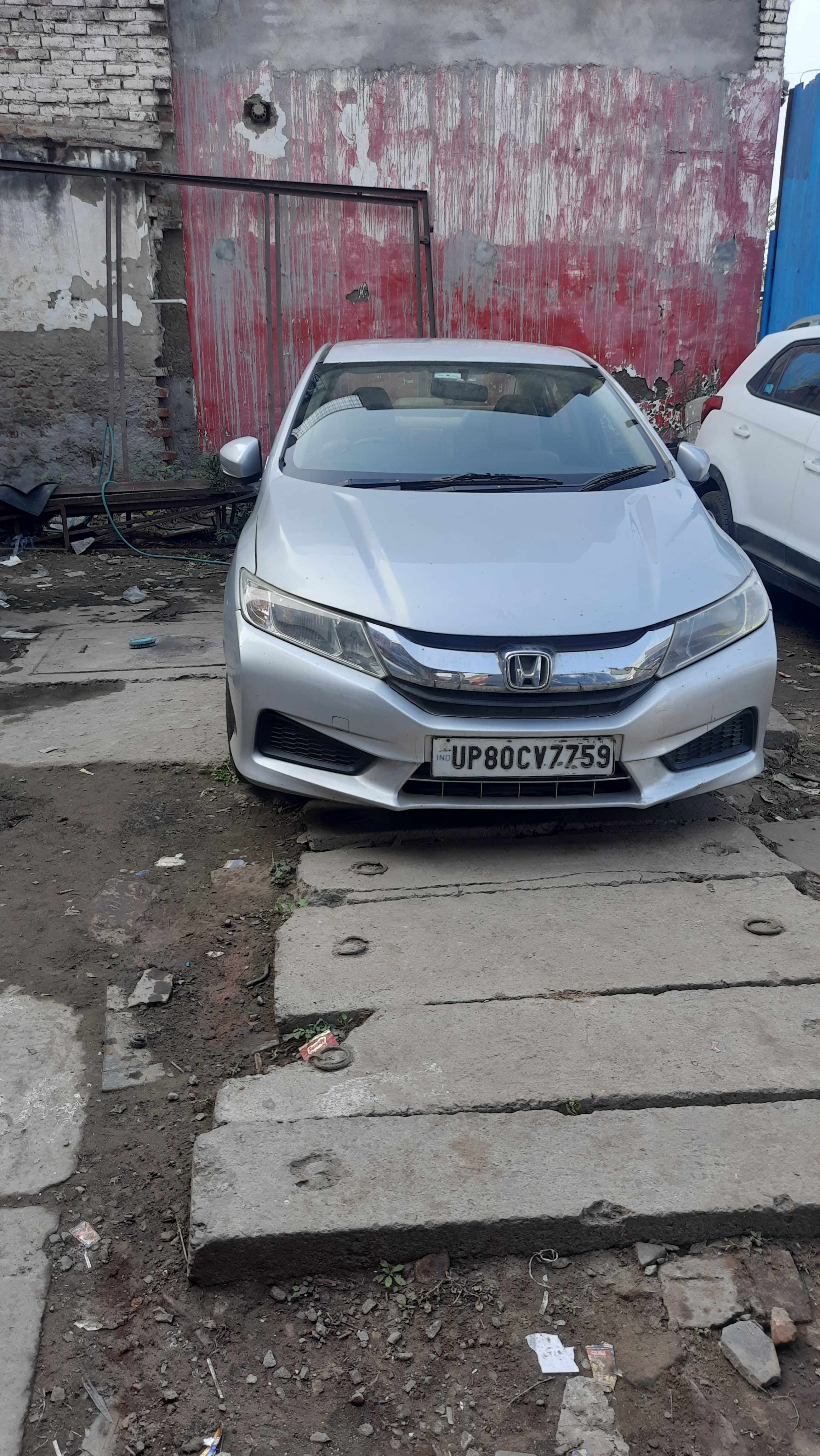 Buy Used Honda City i DTEC E of 2014 model @ 6,00,000 INR in Agra - 5033356 - ZigWheels.com