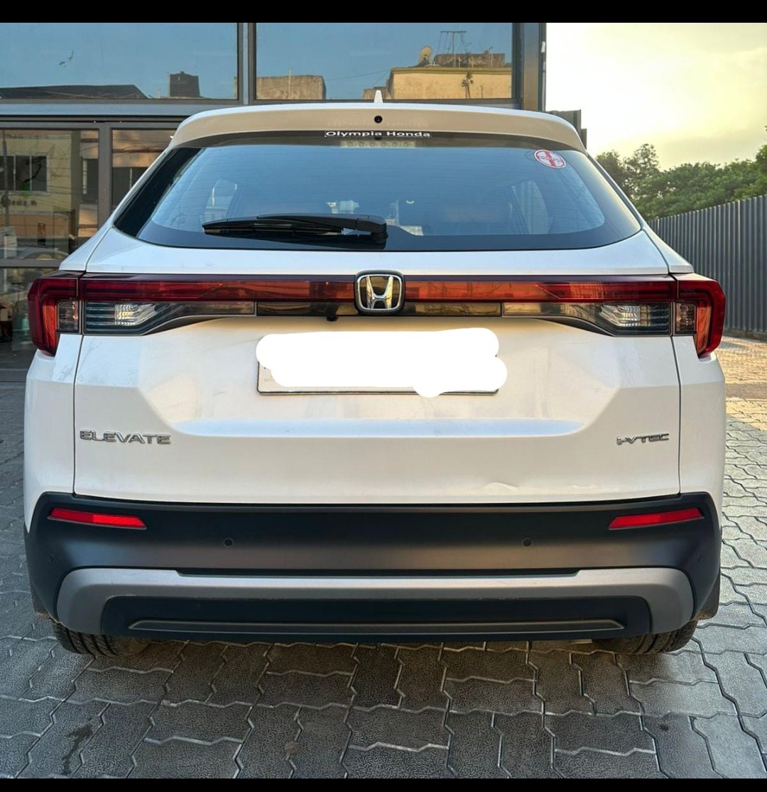 Buy Used Honda Elevate ZX Non RF of 2023 model @ 13,90,000 INR in Chennai - 4937858 - ZigWheels.com