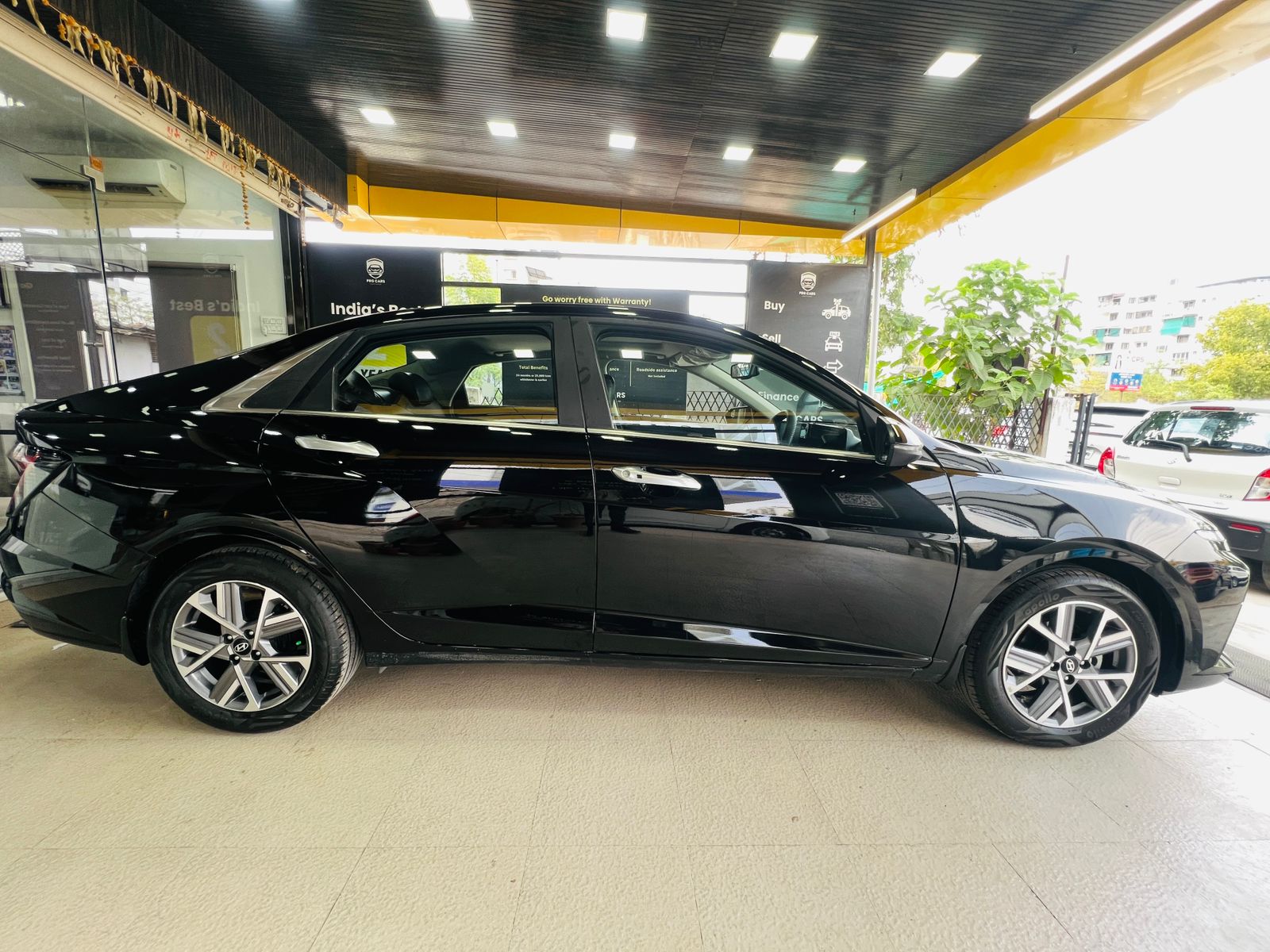 Buy Used Hyundai Verna SX of 2023 model @ 12,95,000 INR in Nagpur ...