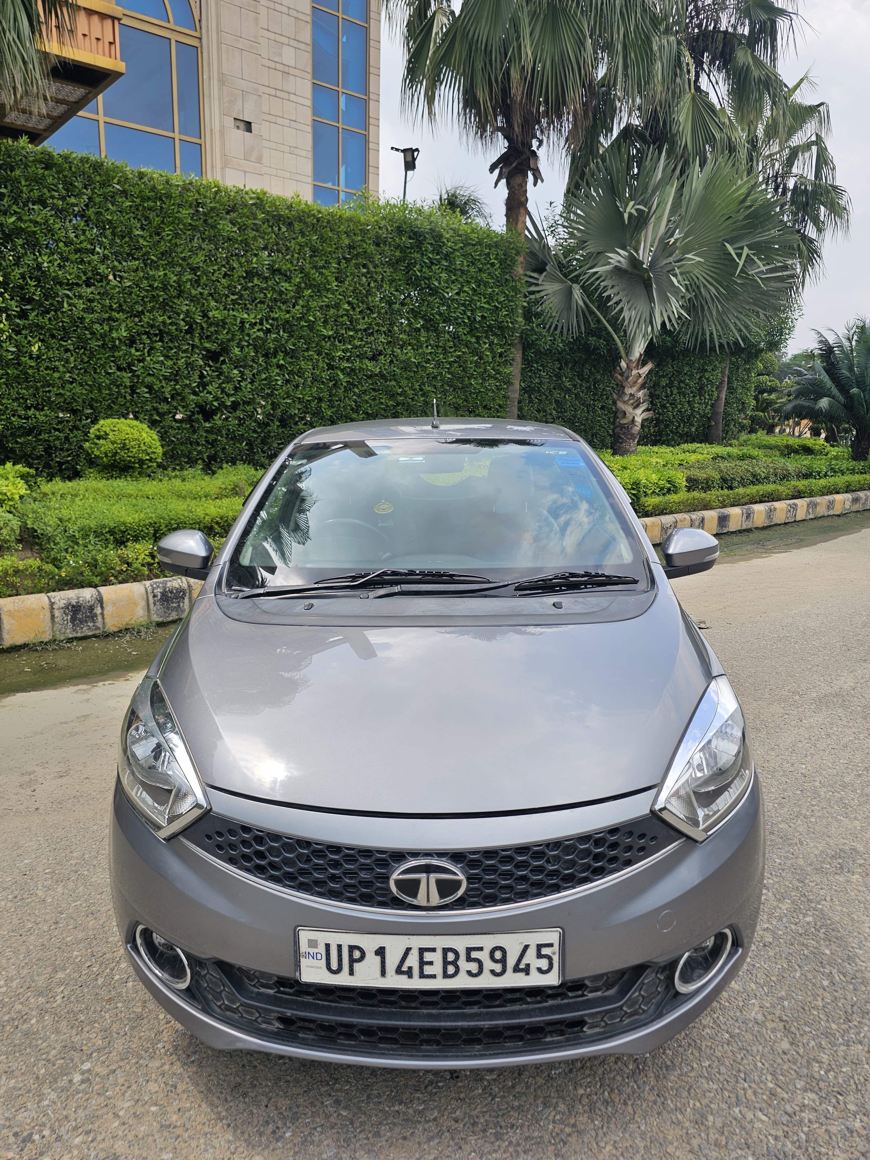 Used 2019 Tata Tiago 1199 cc Petrol Manual Car in New Delhi at ₹3.75 ...