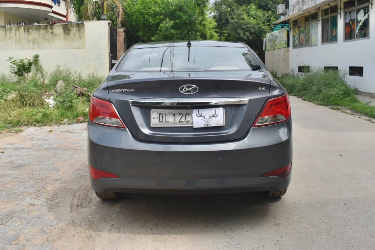 Buy Used Hyundai Verna 1.6 VTVT AT S Option of 2015 model @ 5,45,000 ...