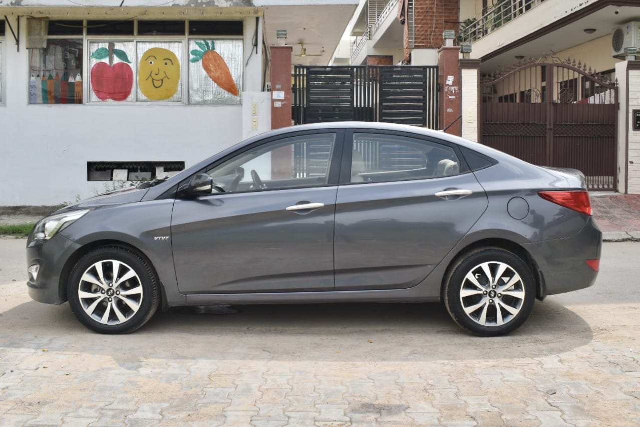 Buy Used Hyundai Verna 1.6 VTVT AT S Option of 2015 model @ 5,45,000 ...