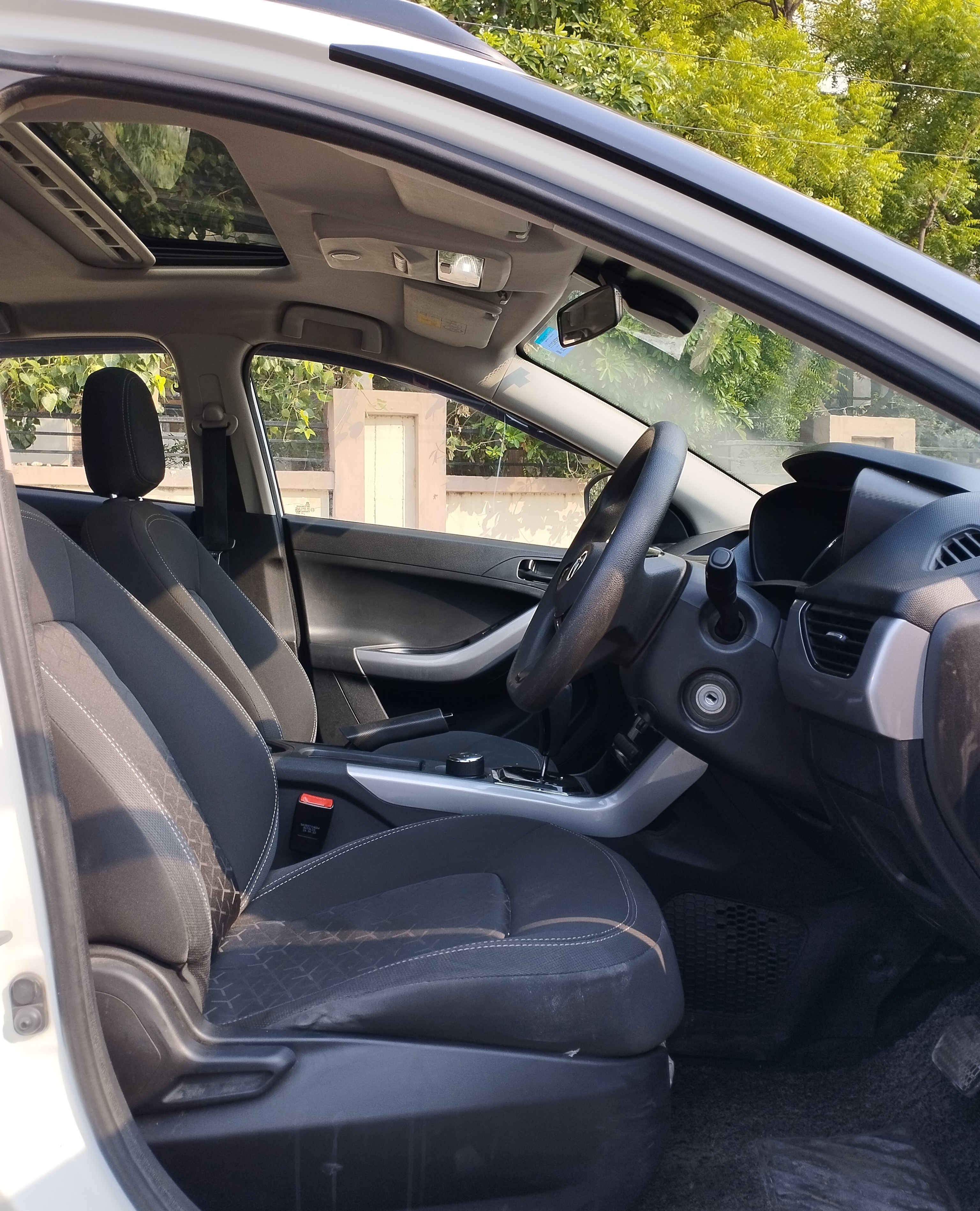 Buy Used Tata Nexon XMA AMT S BSVI of 2022 model @ 7,45,000 INR in ...