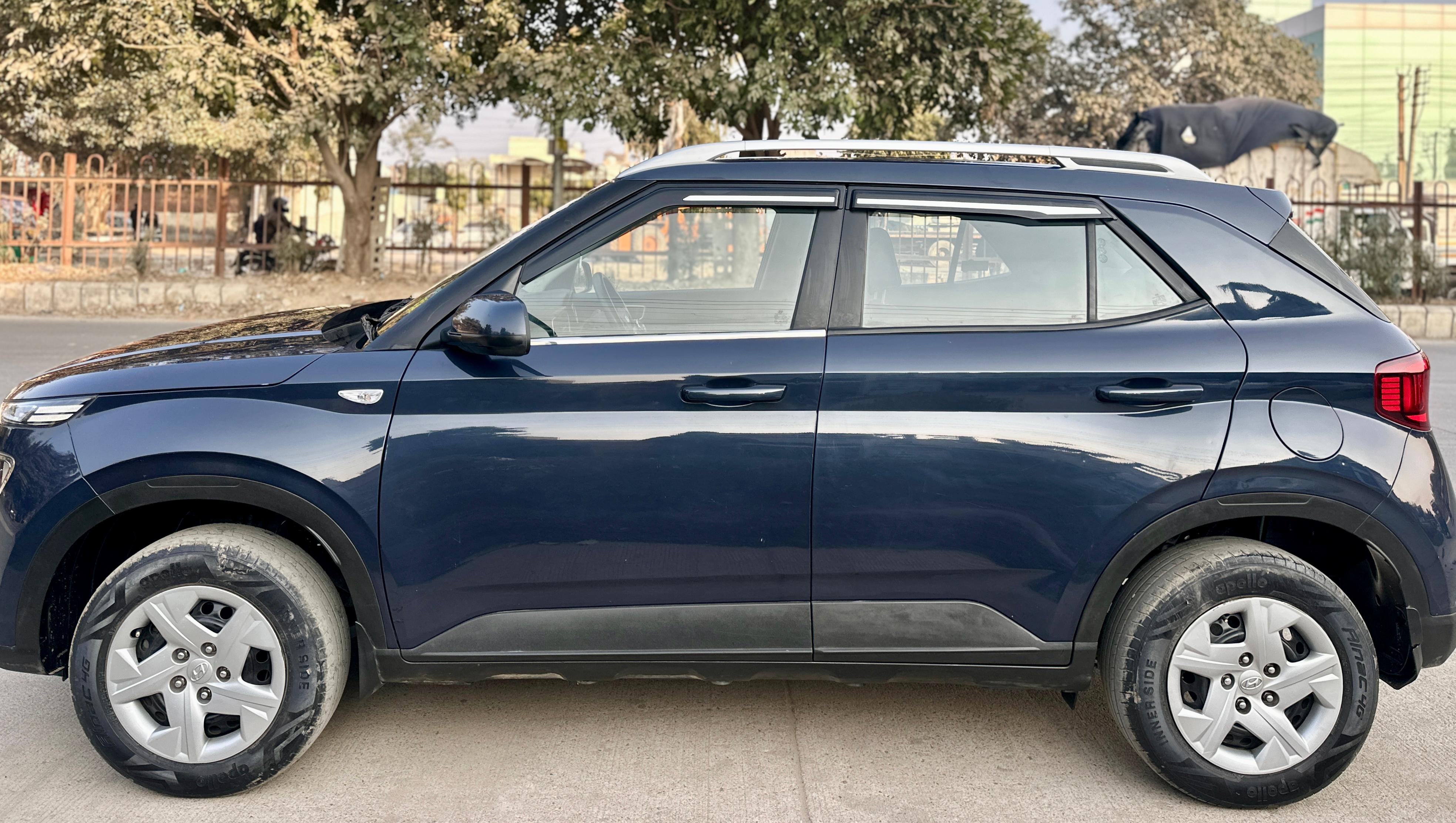 Buy Used Hyundai Venue S BSIV of 2020 model @ 5,80,000 INR in Faridabad ...