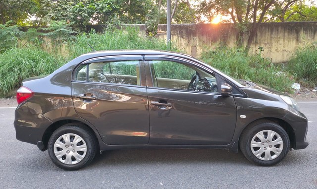 Used 2017 Honda Amaze 1198 cc Petrol Manual Car in New Delhi at ₹3.75 ...