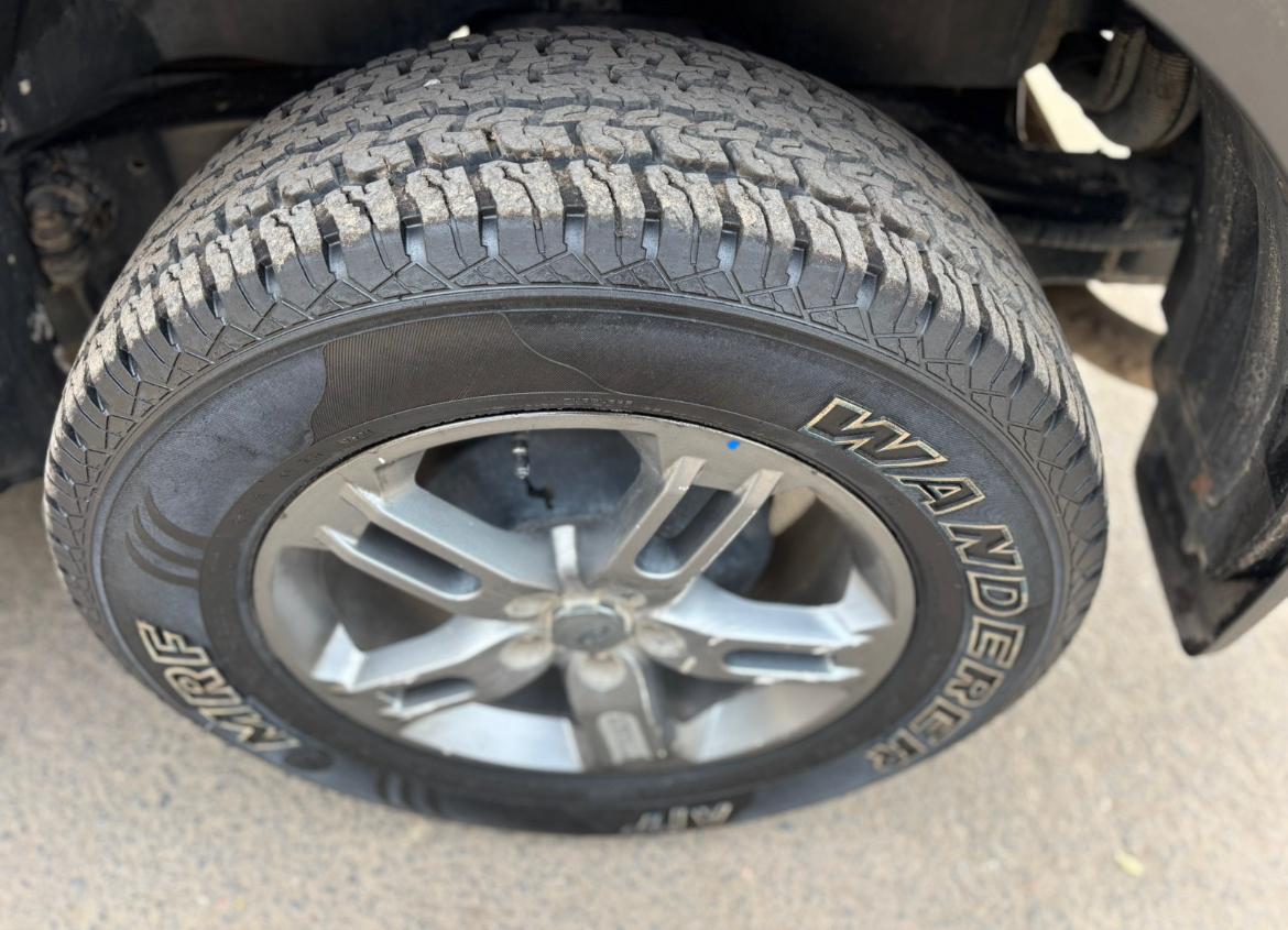 Buy Used Mahindra Thar LX 4WD Convert Top AT BSVI of 2021 model @ 10 ...