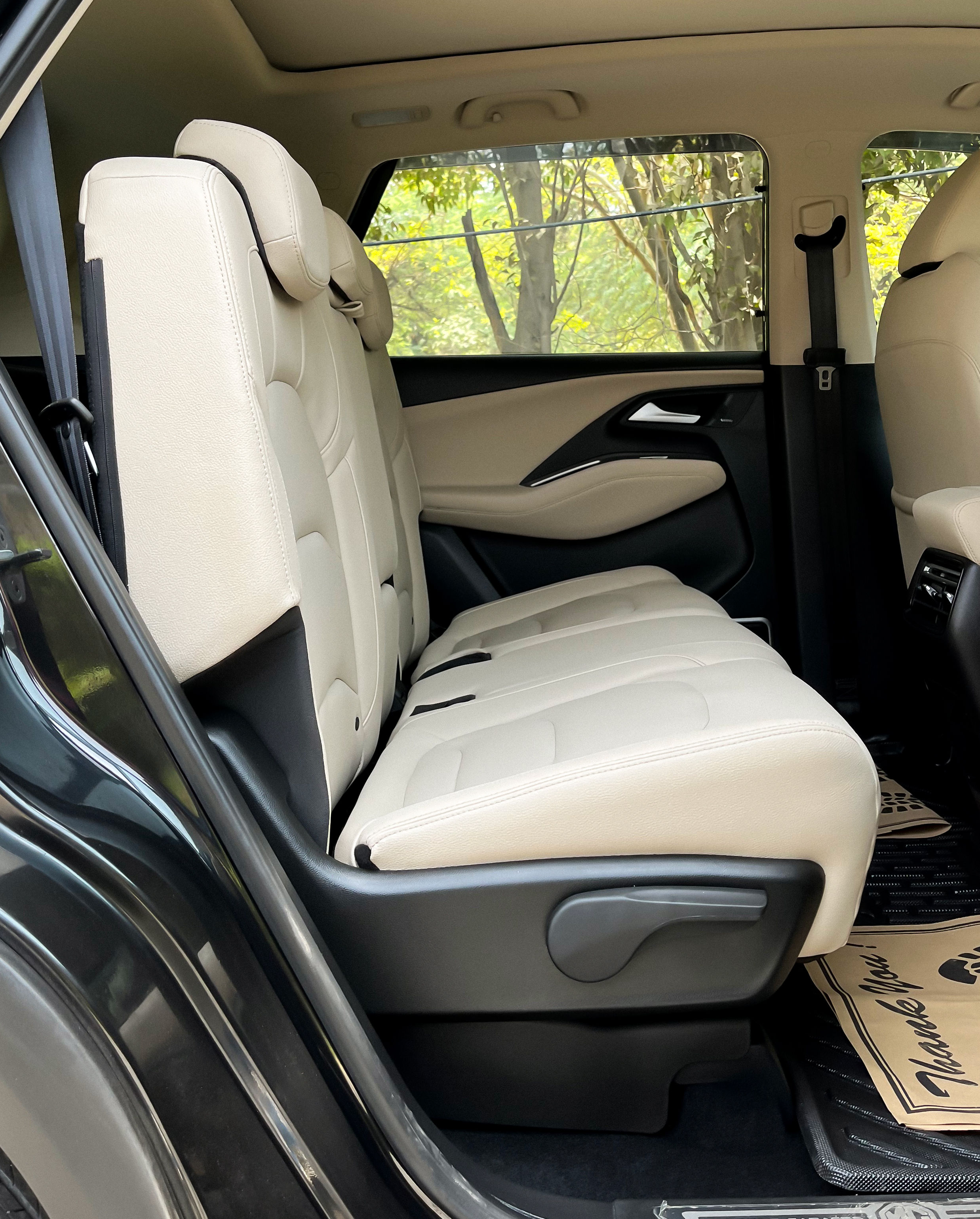 Buy Used MG Hector Savvy Pro CVT 2023-2025 of 2023 model @ 15,75,000 ...